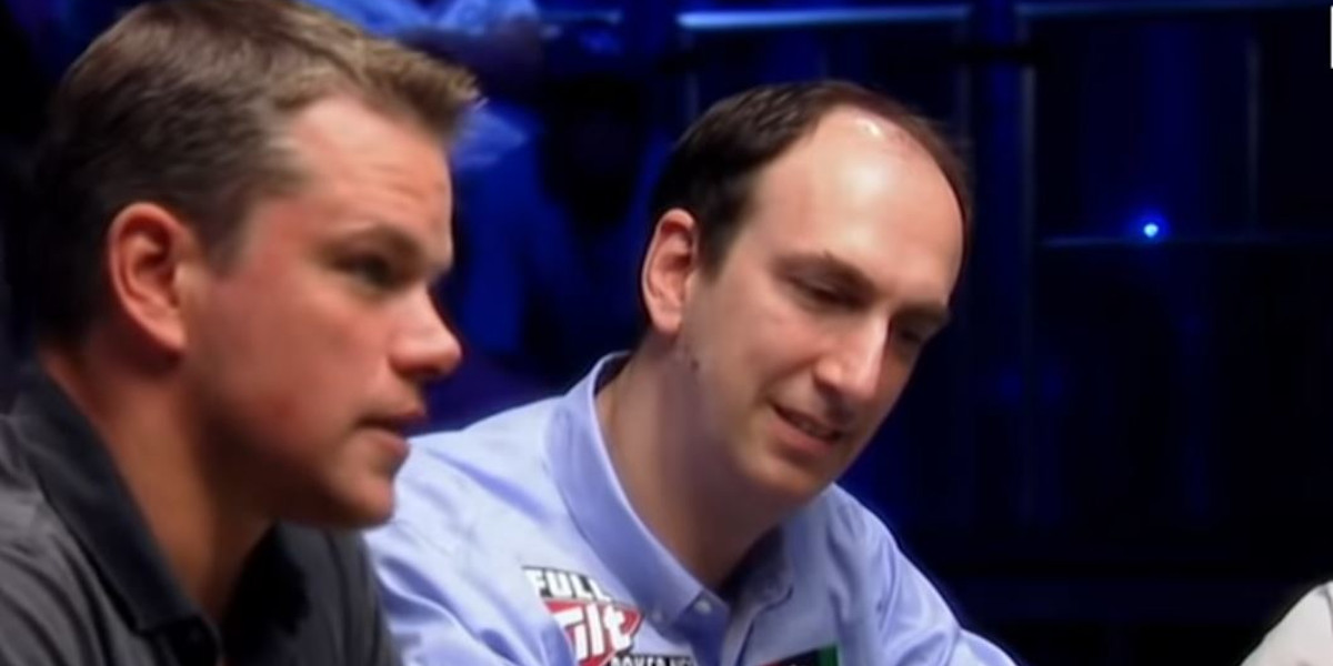 Erik Seidel rincuora Matt Damon per un fold, ma era davvero sincero ...