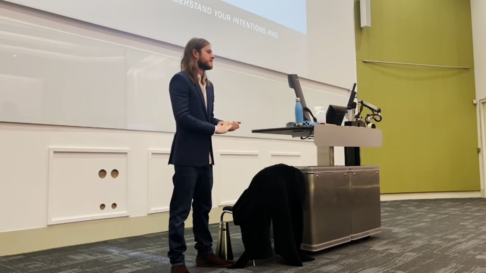 La lezione sul poker di Charlie Carrel alla Warwick University ...