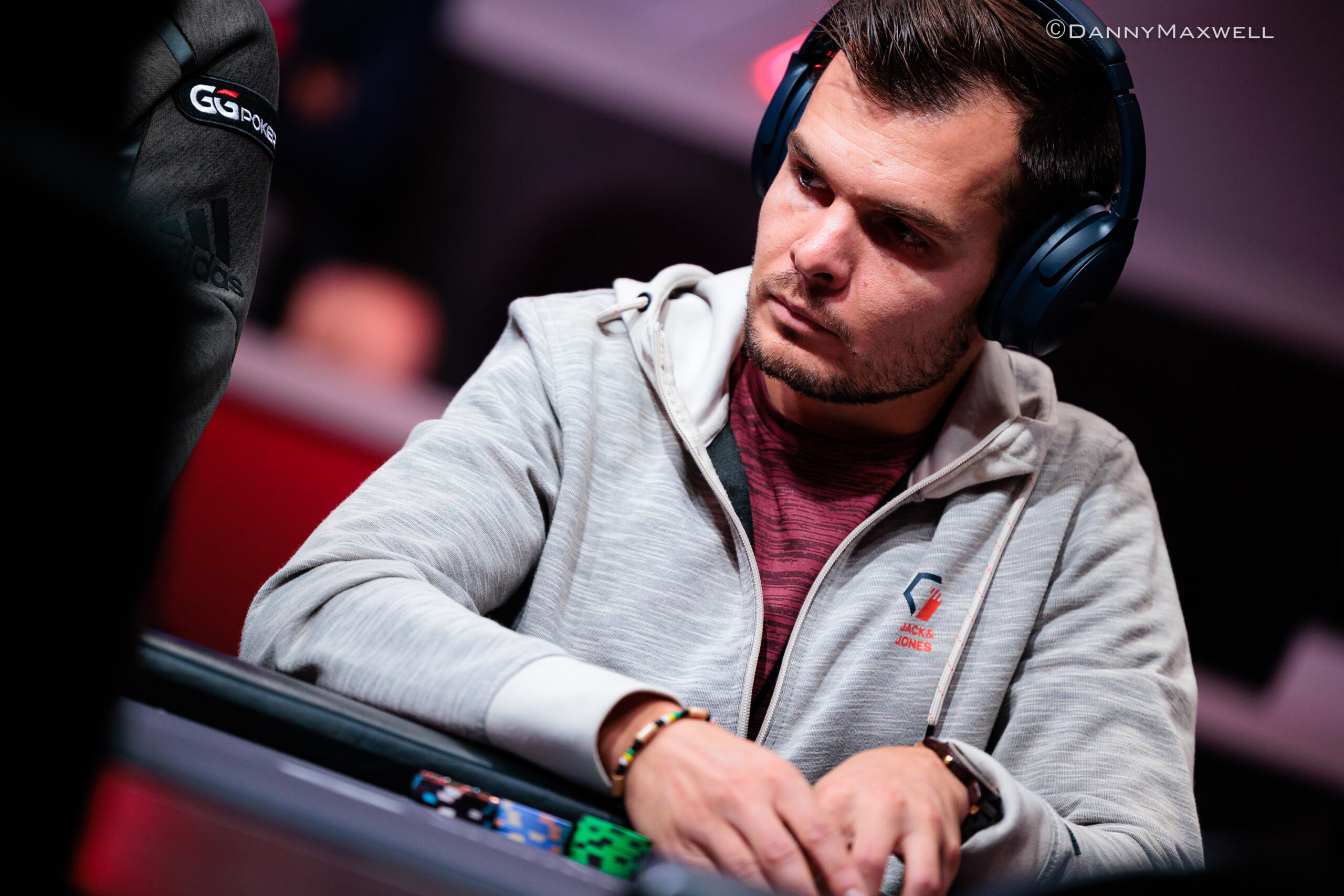 WSOP 2023: Daniel Holzner da short tiene vivo il sogno, 15 left nel ...
